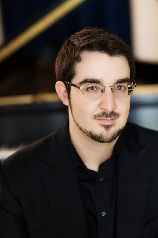 TORUŃSKA ORKIESTRA SYMFONICZNA, Charles Richard-Hamelin, Tomasz Bugaj w ...